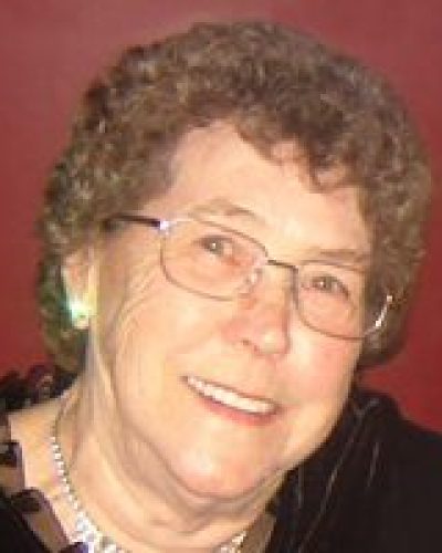 Betty CHAPMAN - Obituaries - Lamb & Hayward