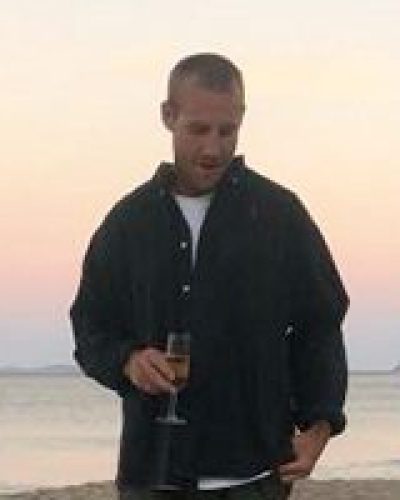 Hamish John Graham DAVIES - Obituaries - Lamb & Hayward